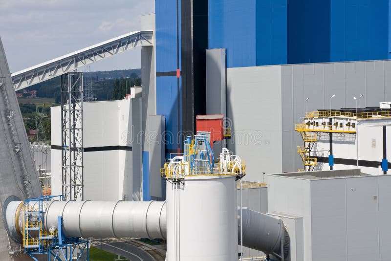 Moderne fabriek stock foto. Image of industrie, generatie - 24107834