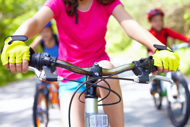 Moderne fiets stock foto. Image of motie, activiteit - 22620576