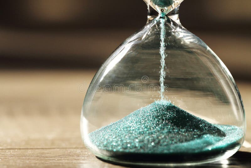 Moderne Zandloper Symbool Van Tijd Aftelprocedure Stock Foto - Image of ...