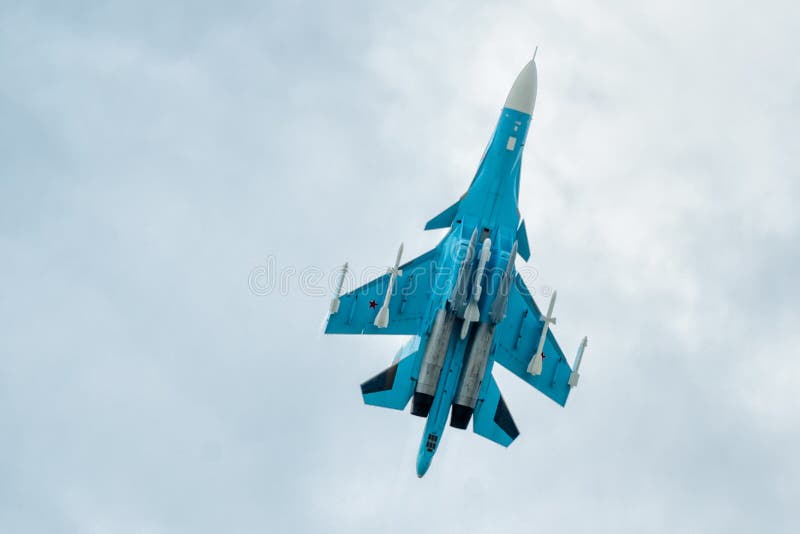 Russischer Jagdbomber Sukhoi Su-34 Redaktionelles Stockfotografie ...