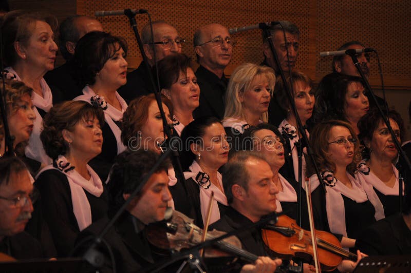 Moderner Türkischer Klassische Musik-Chor Redaktionelles Bild - Bild ...