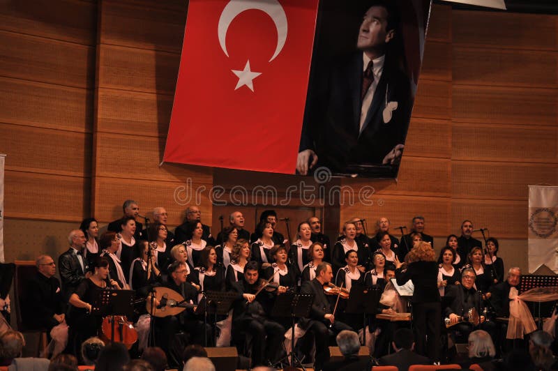 Moderner Türkischer Klassische Musik-Chor Redaktionelles Bild - Bild ...