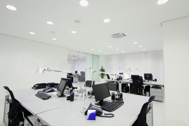 Modernt kontor arkivfoto. Bild av svart, ställe, golv - 19902138