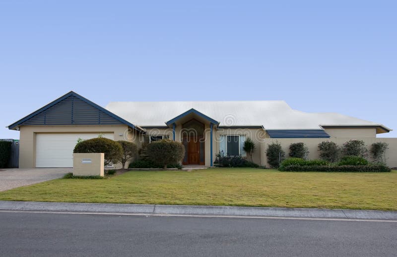 Modest House stock image. Image of sidewalk, story, porch - 3241053
