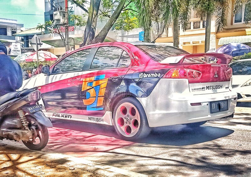 Modification of Mitsubishi Lancer, One of the Most Artistic Car ...