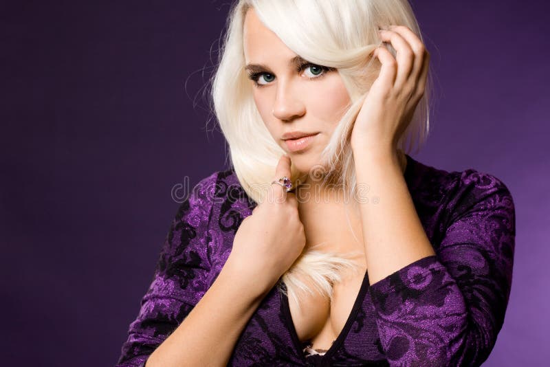 Blond Seksowna Kobieta Zdjęcie Stock Obraz Złożonej Z Kolia 7680856