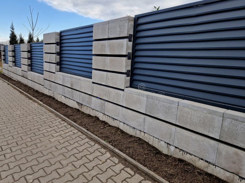 Split Face Cinder Blocks Stock Photos - Free & Royalty-Free Stock ...