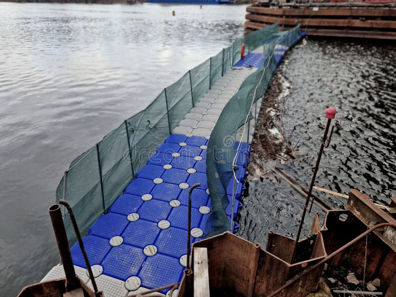 Modular Floating Dock Type Docking Structure Built Stock Photos - Free ...