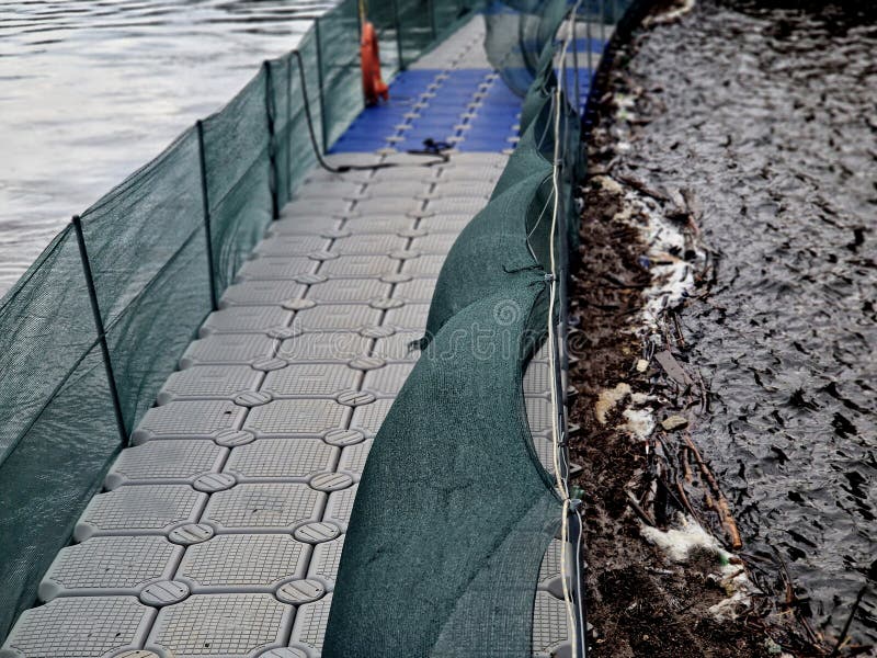 Modular Floating Dock Type Docking Structure Built Stock Photos - Free ...