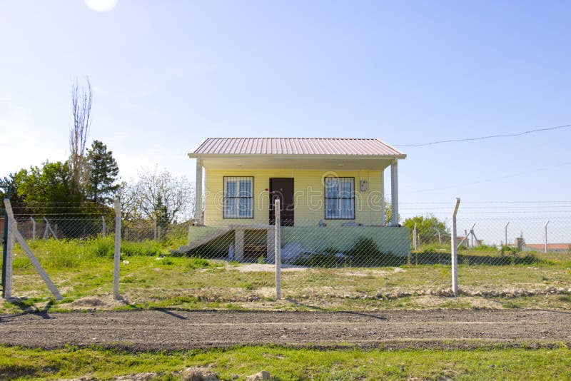 Modular Prefabricated Houses Made of Panels with Large Panoramic ...