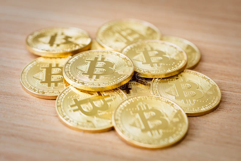 Moeda cripto imagem de stock. Imagem de criptografia - 119791425