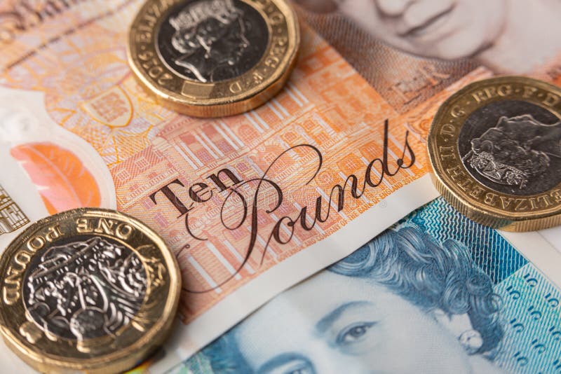 Moedas E Notas De Uma Libra Foto Editorial - Imagem de accionistas ...