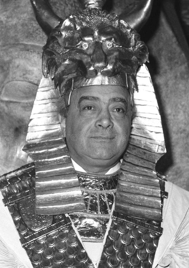 Mohamed Al Fayed editorial photography. Image of chairman - 11010632