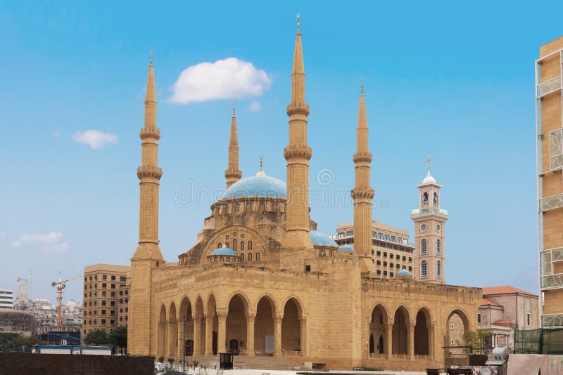 Mohammad Al-Amin Mosque In Im Stadtzentrum Gelegenem Beirut, Der ...