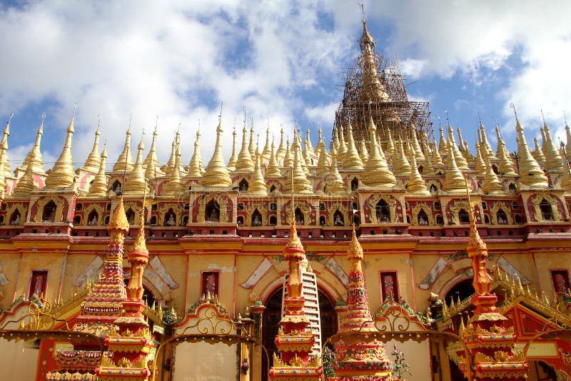 Mohnyin Thambuddhei Paya stock photo. Image of attraction - 22422518