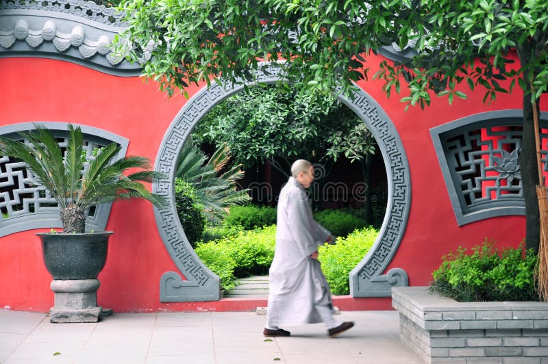 Moine chinois photo stock. Image du vieux, bouddha, grand - 22242162