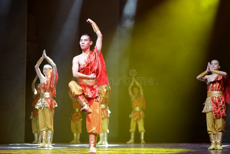 Moine Chinois D'art Martial Image stock éditorial - Image du guerriers ...