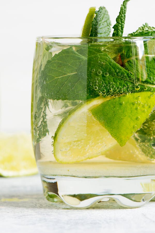 Mojito Cocktail with Rum, Lime and Soda, Garnished with Mint Stock ...