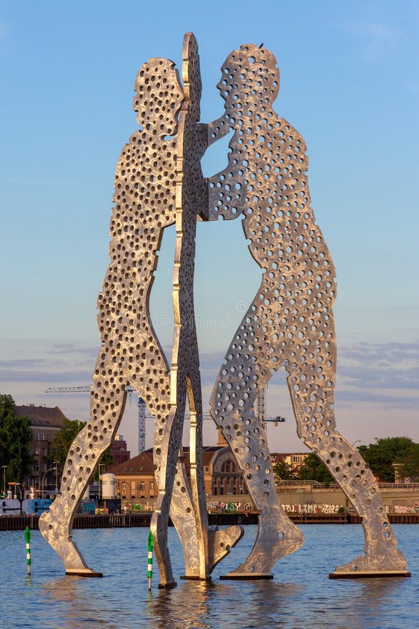 Molecule Man editorial stock photo. Image of panorama - 62093648