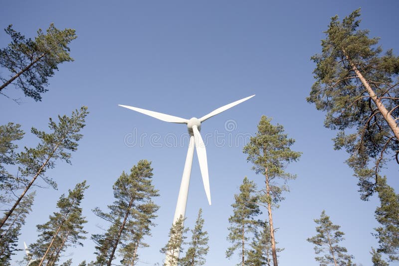 Molino de viento moderno foto de archivo. Imagen de planta - 11468084
