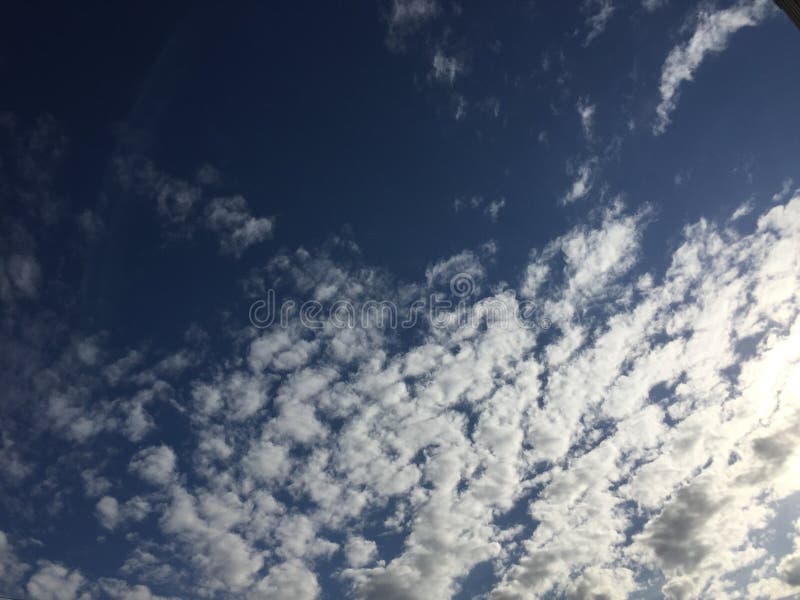 Moln 046 fotografering för bildbyråer. Bild av mulet - 90893307