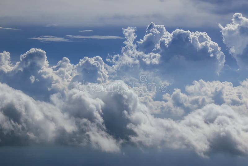 Moln och sky fotografering för bildbyråer. Bild av himmel - 73727951