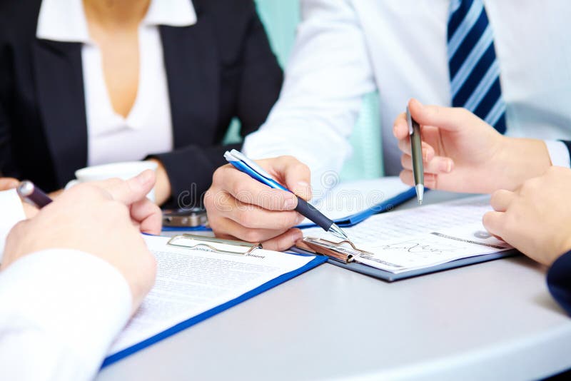 Moment of discussion stock image. Image of discussing - 17371573