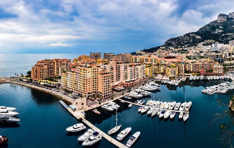 Monaco imagem de stock. Imagem de bonito, marina, porto - 73945623