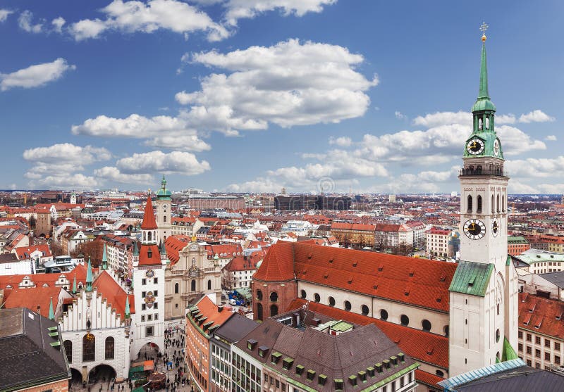 Monaco Di Baviera, Germania, Baviera, Vista Dalla Cima Immagine Stock ...