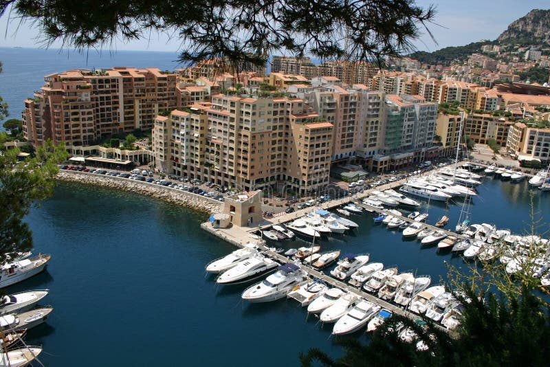 Monaco hamn arkivfoto. Bild av vatten, monaco, byggnader - 32819810