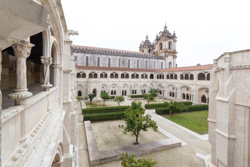 Monasterio De Alcobaca, En Portugal Fotografía editorial - Imagen de ...