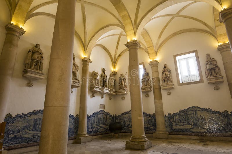 Monasterio De Alcobaca, Alcobaca, Portugal Foto editorial - Imagen de ...