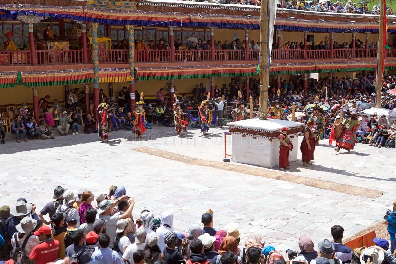 Monasterio De Hemis, Ladakh, La India Imagen de archivo editorial ...