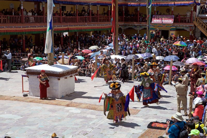 Monasterio De Hemis, Ladakh, La India Imagen de archivo editorial ...