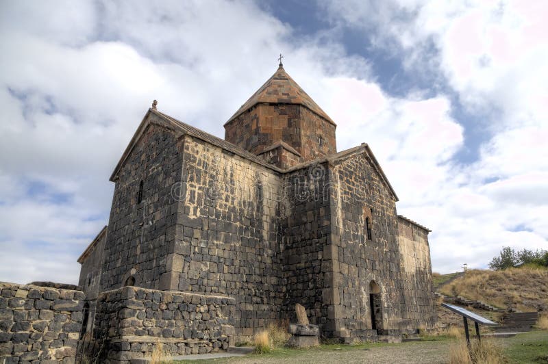 Monasterio De Sevanavank Lago Sevan, Armenia Foto de archivo - Imagen ...