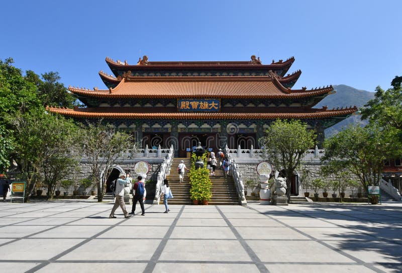 Monasterio Del Po Lin, Hong-Kong Imagen de archivo editorial - Imagen ...