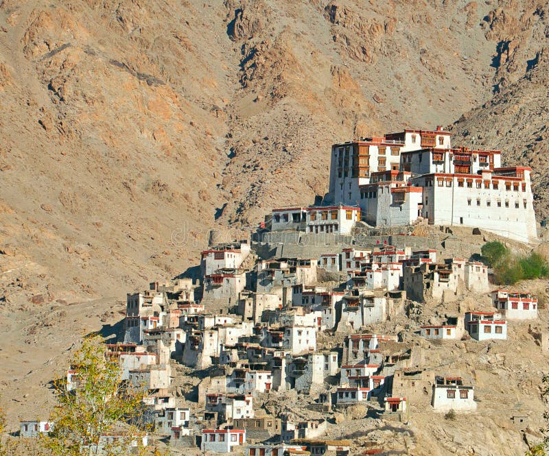 Gompa Di Chemdey (monastero Buddista) in Ladakh Immagine Stock ...