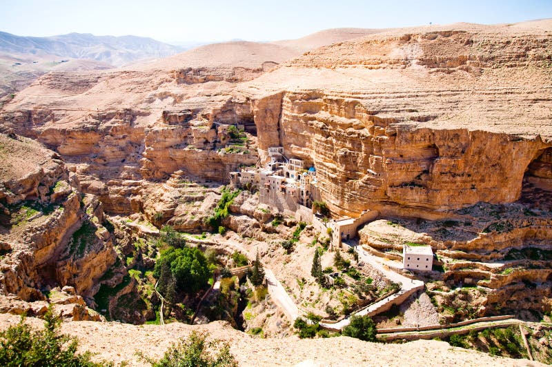 Panorama of Haid Al-Jazil in Wadi Doan - Hadramaut - Yemen Stock Photo ...