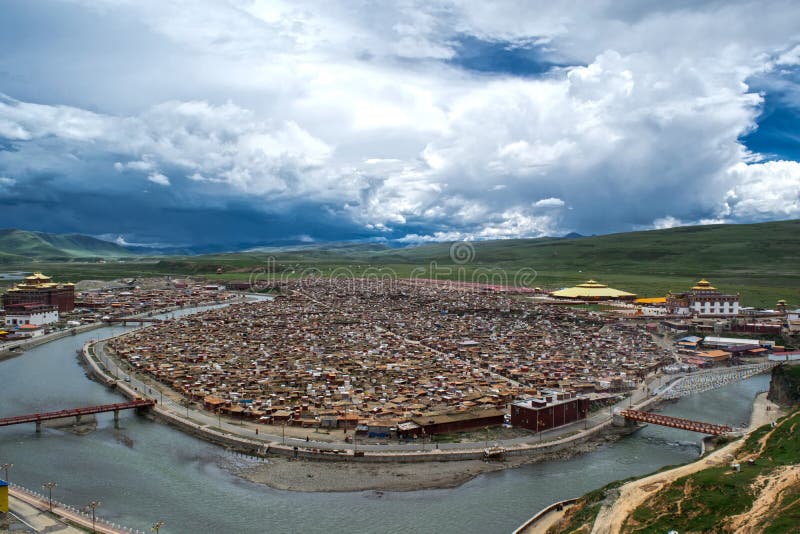 Monastery of Yarchen Gar stock image. Image of yarchen - 99673399