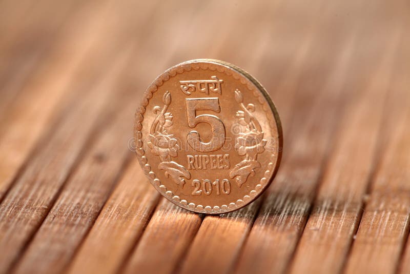 Moneda india foto de archivo. Imagen de indio, redondo - 17905810