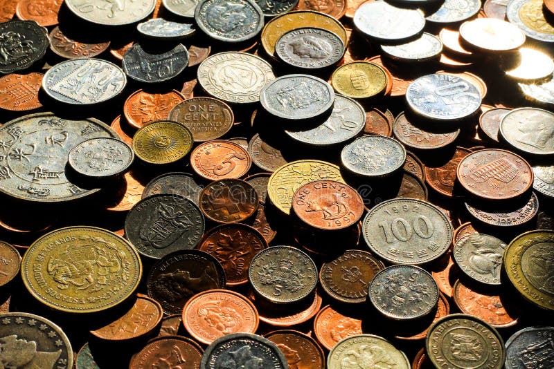 Monedas De Todos En Todo El Mundo Imagen de archivo - Imagen de tarifas ...