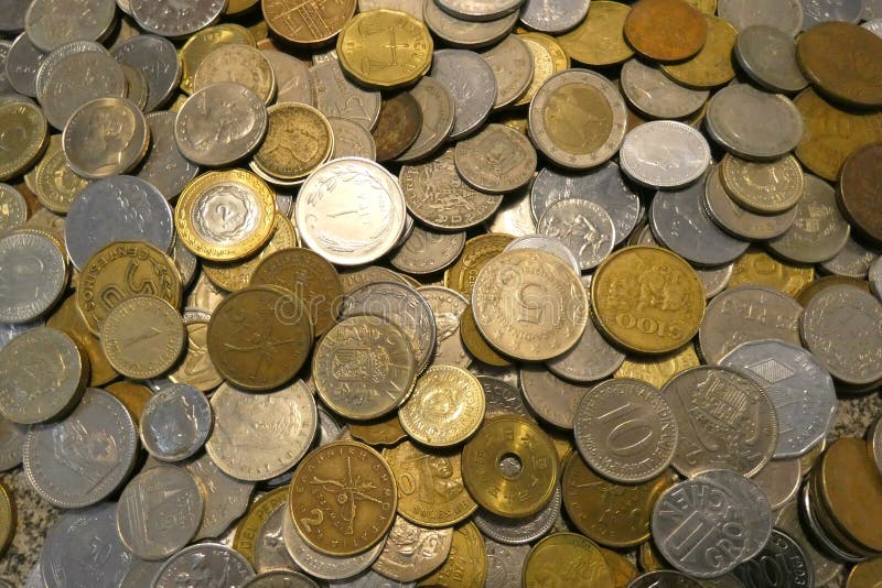 Monedas del mundo imagen de archivo. Imagen de divisa - 119101535