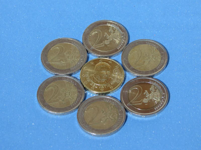 Monedas Euro Sobre Fondo Azul Imagen de archivo - Imagen de dinero ...