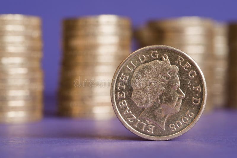 Moneta di libbra immagine stock editoriale. Immagine di sterlina - 13751019