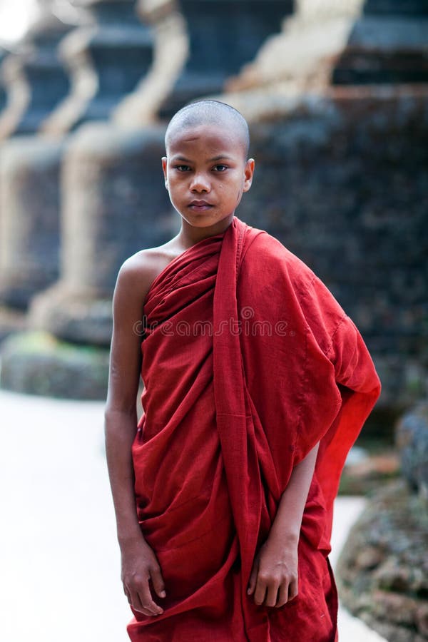 Monge Do Principiante, Myanmar Foto de Stock Editorial - Imagem de buda ...