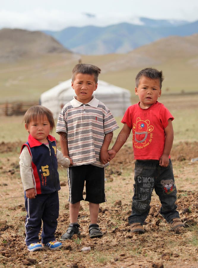 Children In The Mongolian Dance Performance Editorial Photo - Image of ...