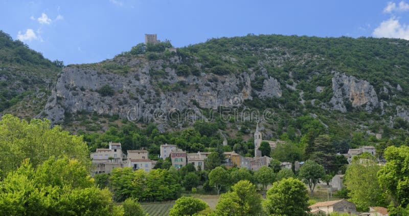 Monieux Provence fotografering för bildbyråer. Bild av lopp - 42363425
