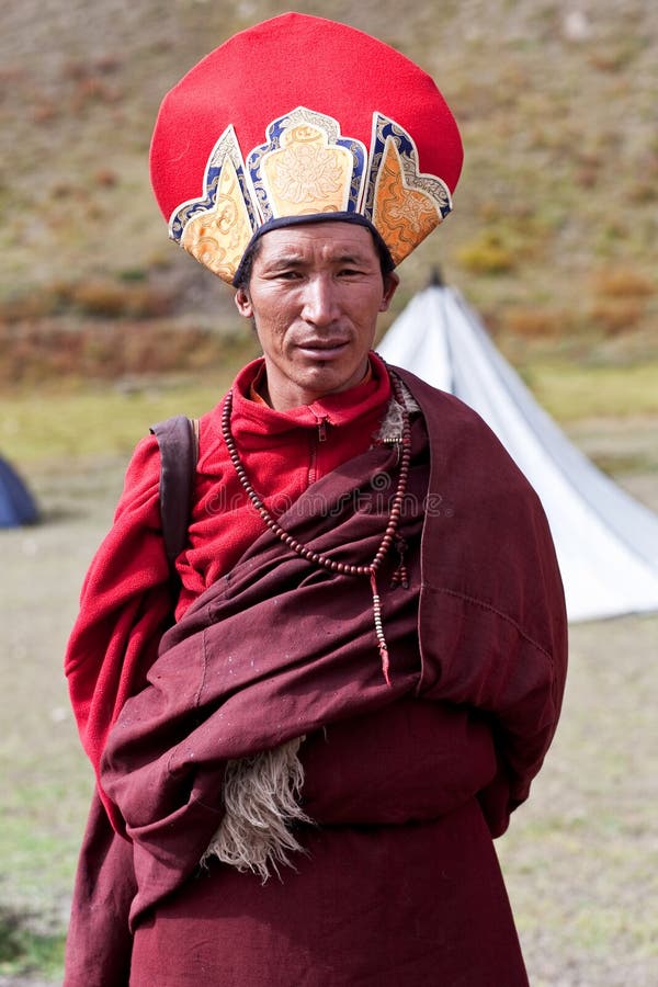 Monje tibetano foto editorial. Imagen de asia, cultura - 27126621