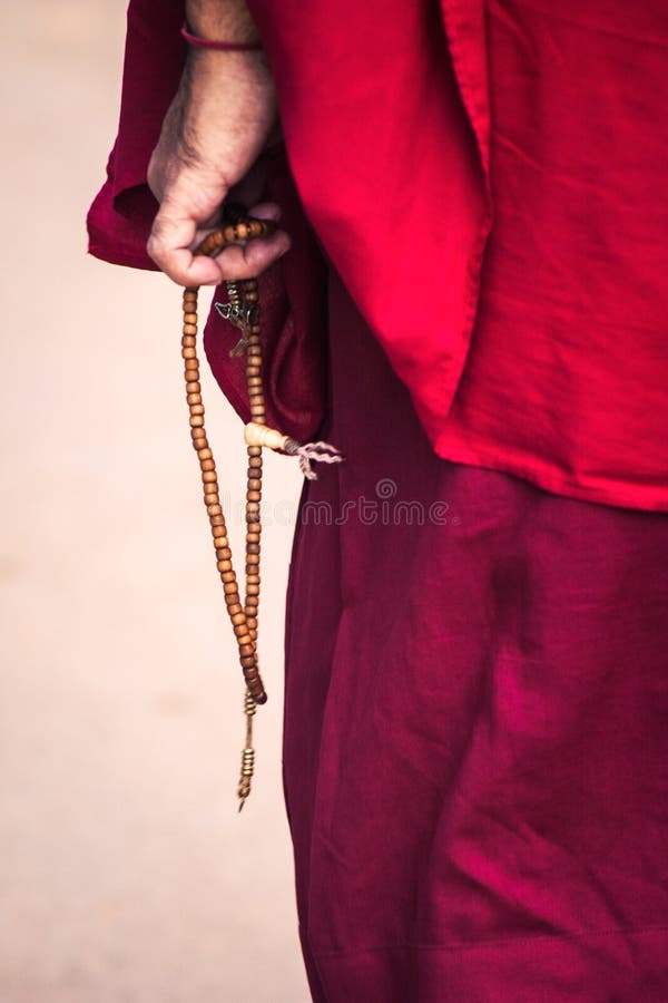 Monk with prayer beads stock image. Image of chinese - 26513347