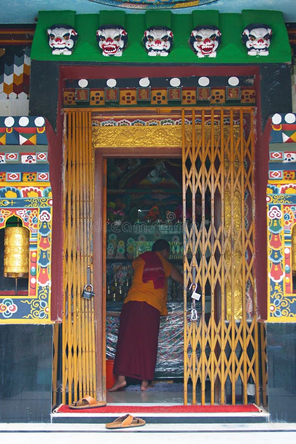 Artistically Designed Mosque Windows and Parapet Stock Photo - Image of ...